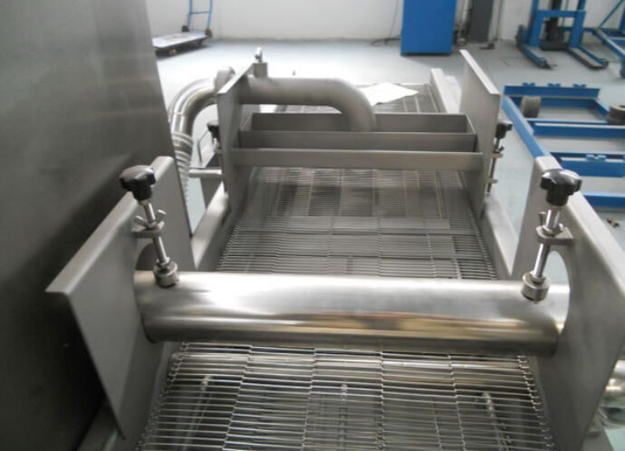 Belt Motion – Conveyor Belts & Structures